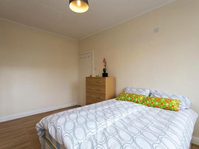 Shared Living/roommate 7 Bedroom For Rent London London 2020 ELS90562697