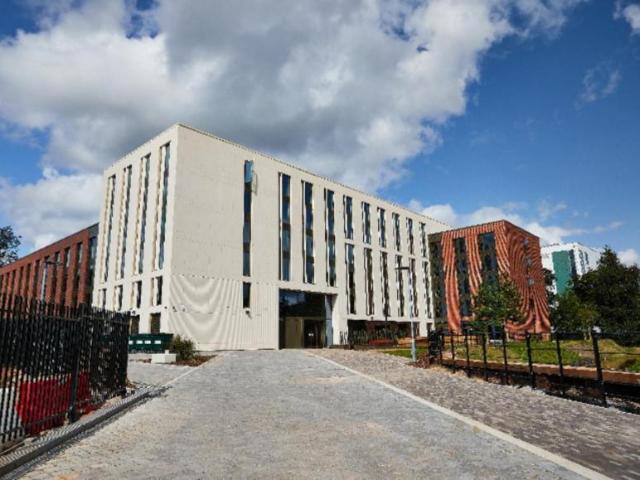 Shared Living/roommate 40 Bedroom For Rent Birmingham Birmingham 1668 ELS90561205