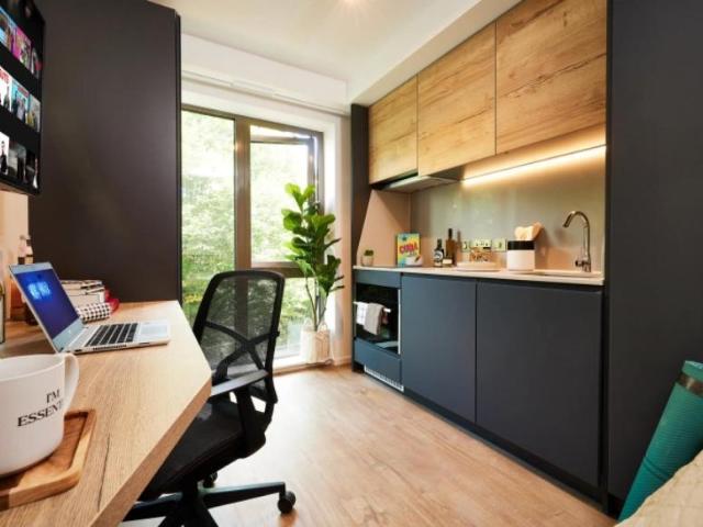 Shared Living/roommate 40 Bedroom For Rent Coventry Coventry 997 ES90561200