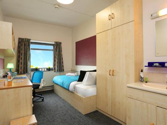 Shared Living/roommate 40 Bedroom For Rent London London 1970 ELS90560078