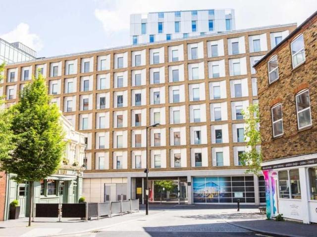 Shared Living/roommate 40 Bedroom For Rent London London 2942 ES90560530