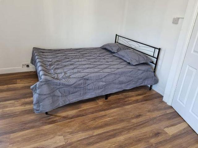Shared Living/roommate 4 Bedroom For Rent Greater London England 900 ES97421919
