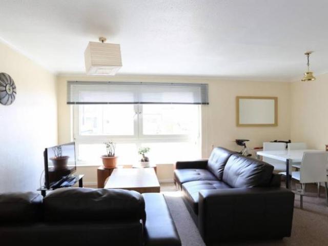 Shared Living/roommate 4 Bedroom For Rent London London 1062 ELS90563455