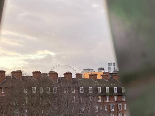 Shared Living/roommate 4 Bedroom For Rent London London 1025 ELS101306188