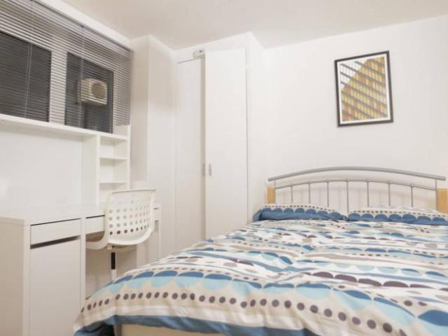 Shared Living/roommate 4 Bedroom For Rent London London 1151 ES101846086