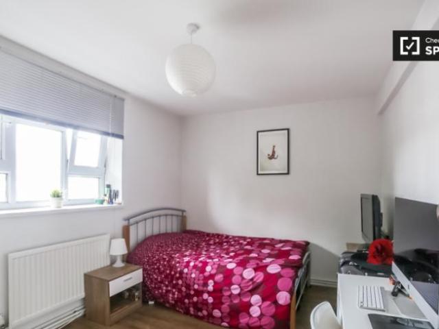 Shared Living/roommate 4 Bedroom For Rent London London 1184 ES101848696