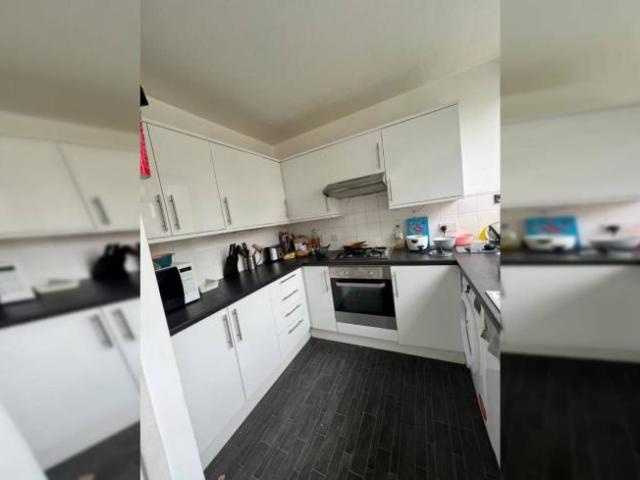 Shared Living/roommate 4 Bedroom For Rent London London 1190 ES102056190