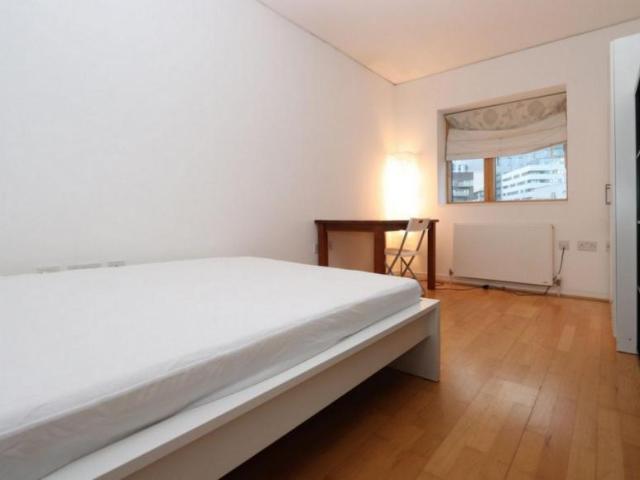 Shared Living/roommate 4 Bedroom For Rent London London 1105 ELS90559985