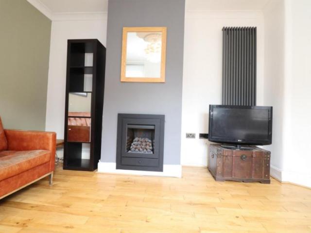 Shared Living/roommate 4 Bedroom For Rent London London 1105 ELS90560569