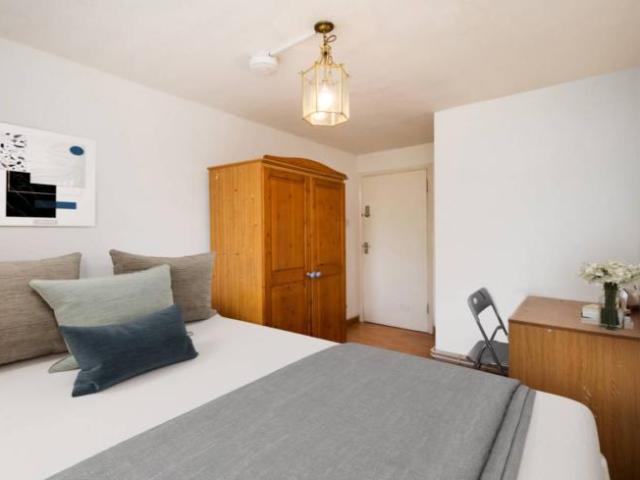 Shared Living/roommate 4 Bedroom For Rent London London 1132 ELS94061025
