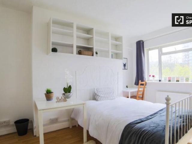 Shared Living/roommate 4 Bedroom For Rent London London 1240 ELS97513573