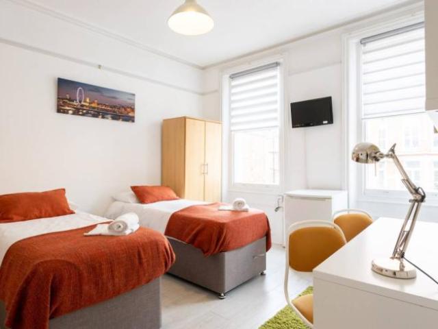 Shared Living/roommate 4 Bedroom For Rent London London 1900 ELS101693965