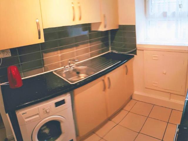 Shared Living/roommate 4 Bedroom For Rent London London 2021 ES90563058