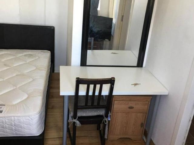 Shared Living/roommate 4 Bedroom For Rent London London 800 ELS101818971