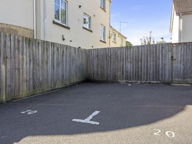 Shared Living/roommate 4 Bedroom For Sale Milborne Port Milborne Port 249950 ES101119186