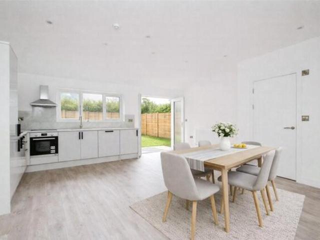 Shared Living/roommate 4 Bedroom For Sale Bolton Bolton 299950 ELS101199980