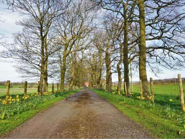 Shared Living/roommate 4 Bedroom For Sale Lancs Lancashire 775000 ES99986552
