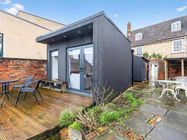 Shared Living/roommate 4 Bedroom For Sale Lincoln Lincolnshire 450000 ELS100132714