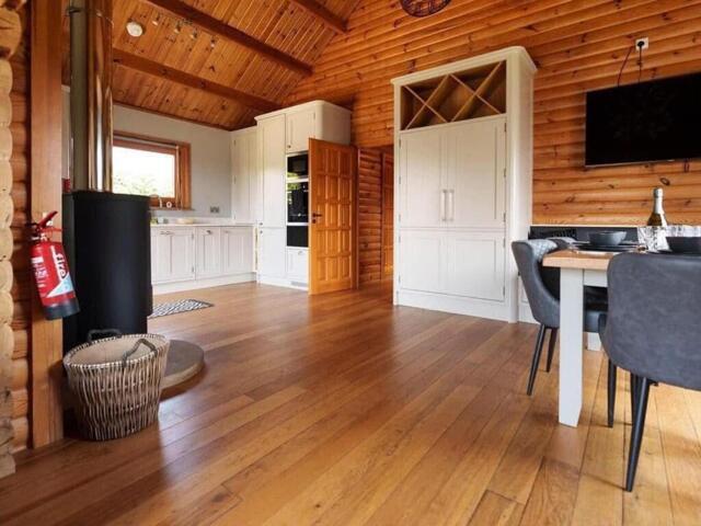 Shared Living/roommate 4 Bedroom For Sale Lincolnshire Lincolnshire 320000 ELS99161882