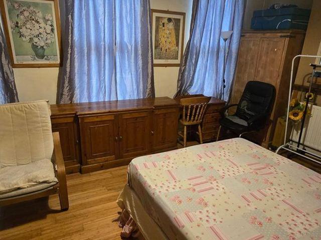 Shared Living/roommate 5 Bedroom For Rent Greater London England 750 ES90559153