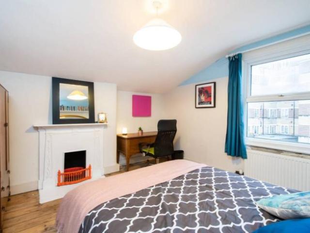 Shared Living/roommate 5 Bedroom For Rent London London 1091 ELS95119522