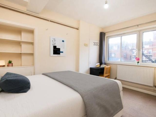 Shared Living/roommate 5 Bedroom For Rent London London 1254 ES101850199
