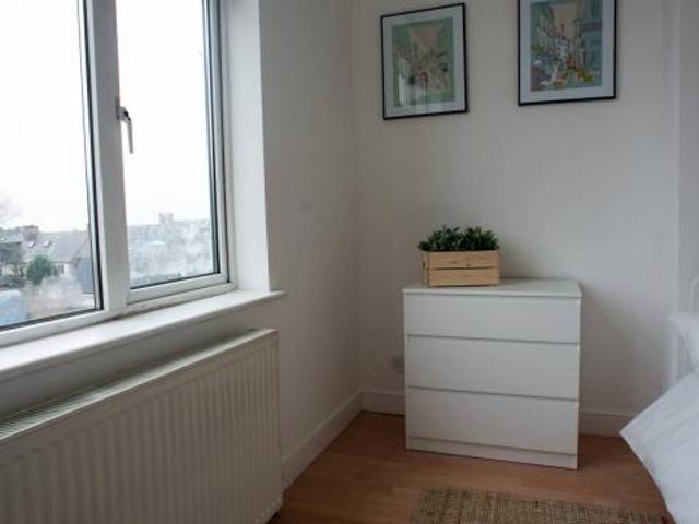 Shared Living/roommate 5 Bedroom For Rent London London 1200 ELS54191155