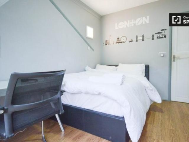 Shared Living/roommate 5 Bedroom For Rent London London 1400 ELS101735014