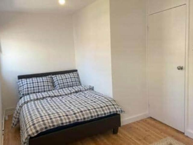 Shared Living/roommate 5 Bedroom For Rent London London 1568 ELS90560495