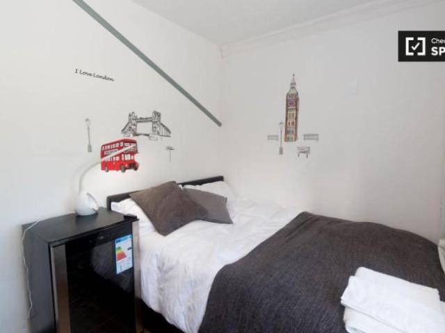 Shared Living/roommate 5 Bedroom For Rent London London 1500 ES101672229