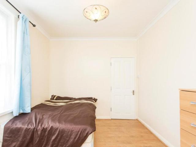 Shared Living/roommate 5 Bedroom For Rent London London 2020 ELS90562692