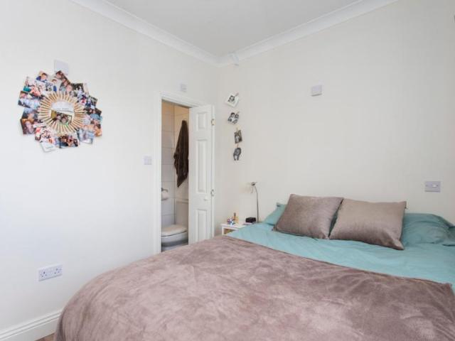 Shared Living/roommate 5 Bedroom For Rent London London 2020 ELS90562695