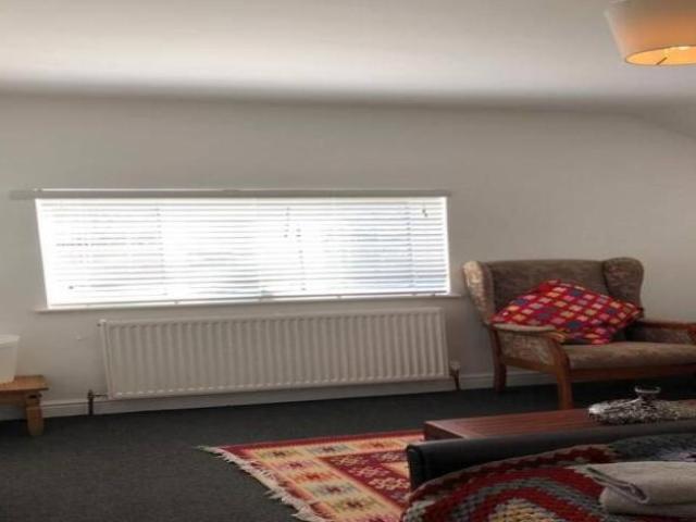 Shared Living/roommate 5 Bedroom For Rent London London 750 ELS101672237