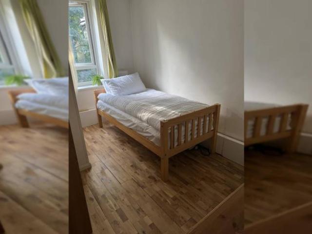 Shared Living/roommate 5 Bedroom For Rent London London 800 ELS101823902