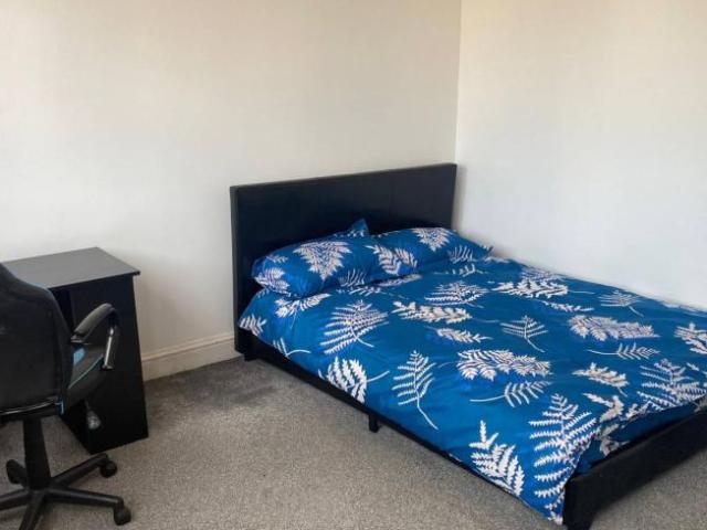 Shared Living/roommate 5 Bedroom For Rent London London 8555 ES101819686