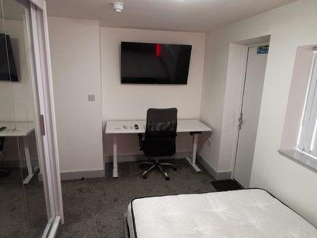 Shared Living/roommate 6 Bedroom For Rent Dingle England 580 ELS97417644