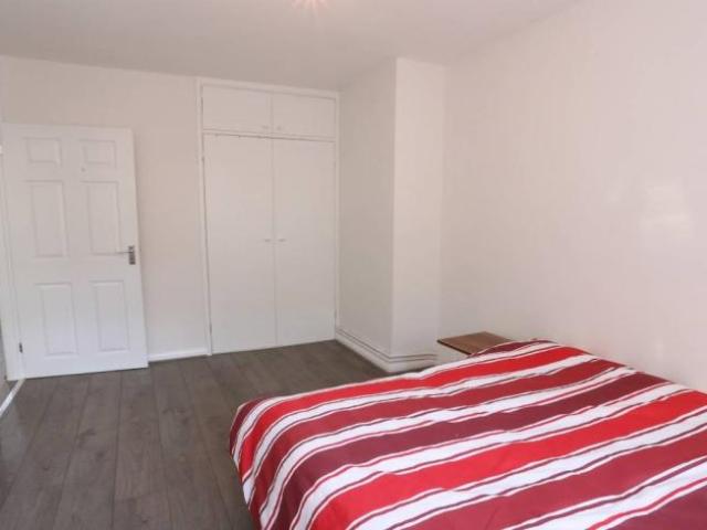 Shared Living/roommate 6 Bedroom For Rent London London 1052 ELS101850402