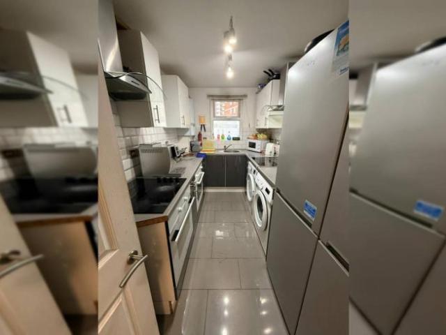 Shared Living/roommate 6 Bedroom For Rent London London 1000 ELS101155604