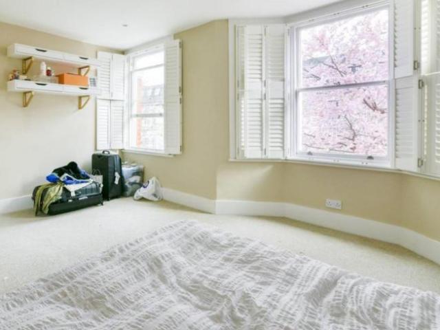 Shared Living/roommate 6 Bedroom For Rent London London 1170 ELS90563474