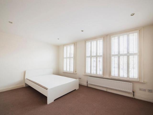 Shared Living/roommate 6 Bedroom For Rent London London 1180 ELS90563497