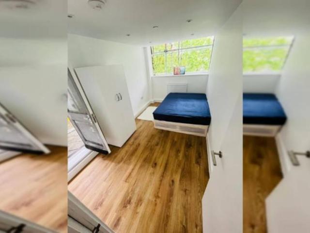 Shared Living/roommate 6 Bedroom For Rent London London 1110 ES102796932