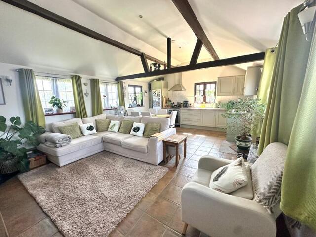Shared Living/roommate 6 Bedroom For Sale Hertfordshire Hertfordshire 750000 ES99029207