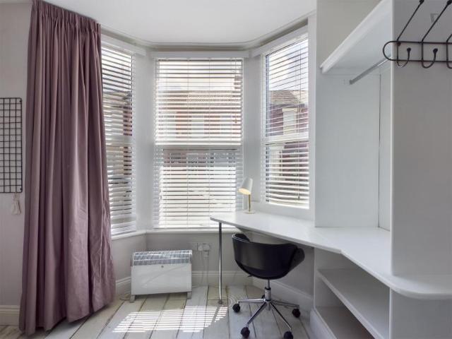 Shared Living/roommate 8 Bedroom For Rent Liverpool Liverpool 570 ELS90560838