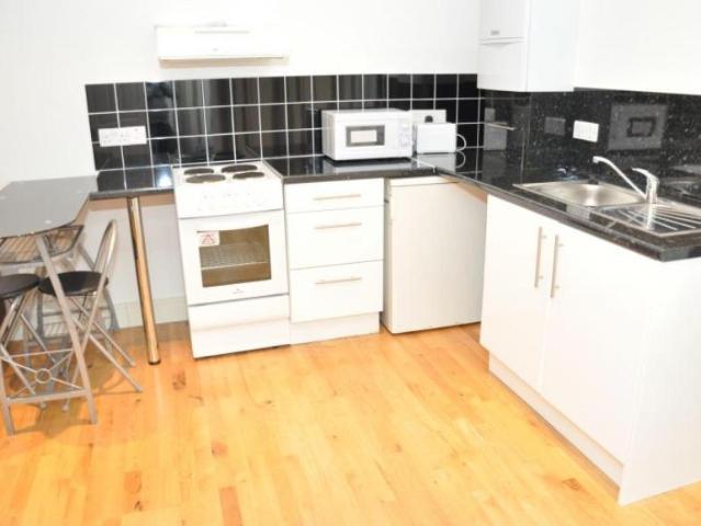 Shared Living/roommate For Rent London London 1474 ES90559377
