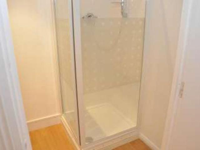 Shared Living/roommate For Rent London London 1647 ES90559375