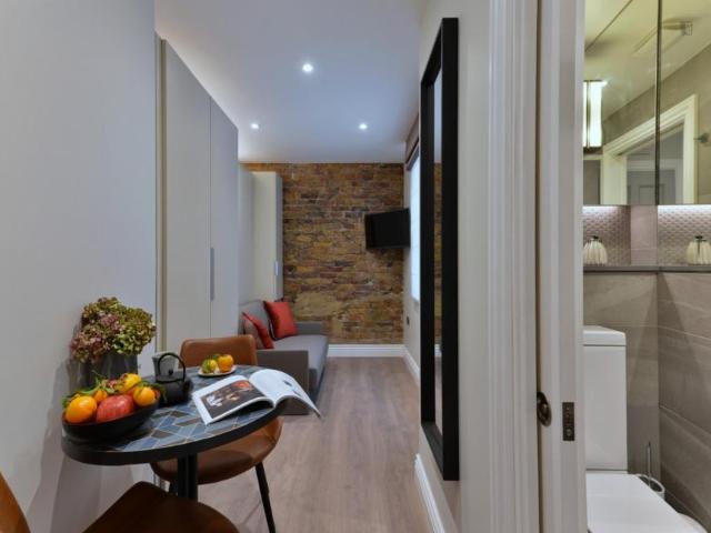 Shared Living/roommate For Rent London London 2656 ES90560980