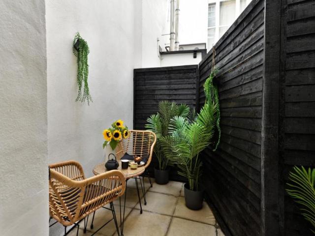 Shared Living/roommate For Rent London London 2656 ES90560982