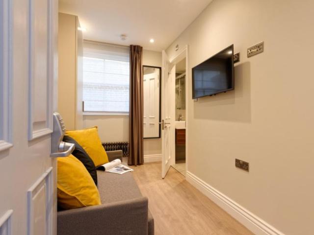 Shared Living/roommate For Rent London London 2656 ES90560986