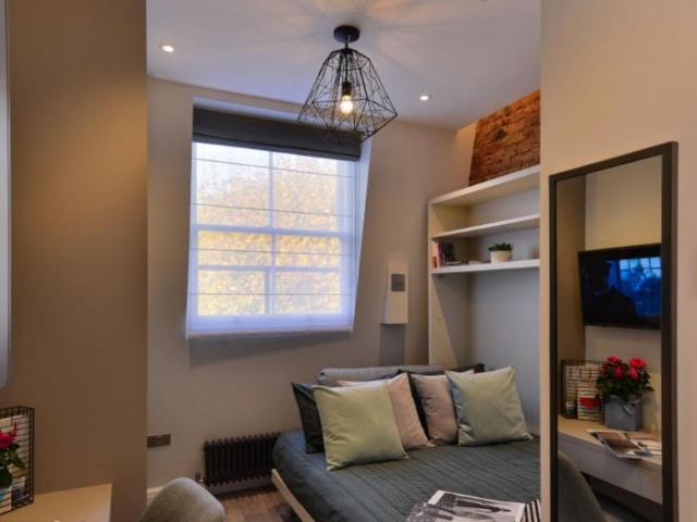 Shared Living/roommate For Rent London London 2656 ES90561024