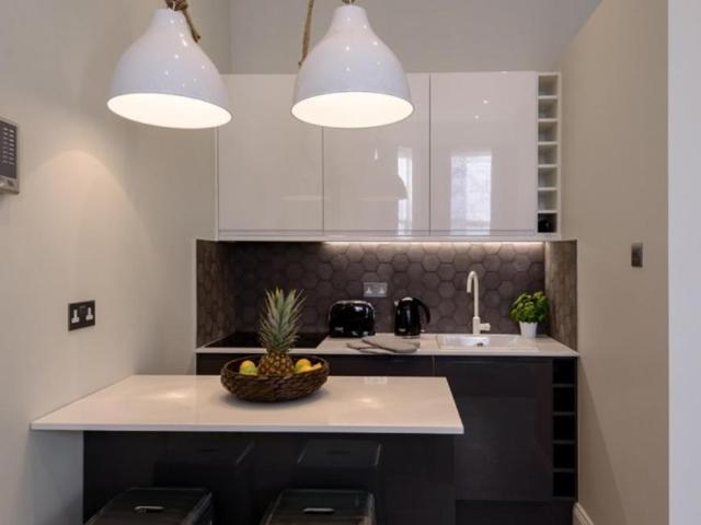 Shared Living/roommate For Rent London London 2879 ES90561057